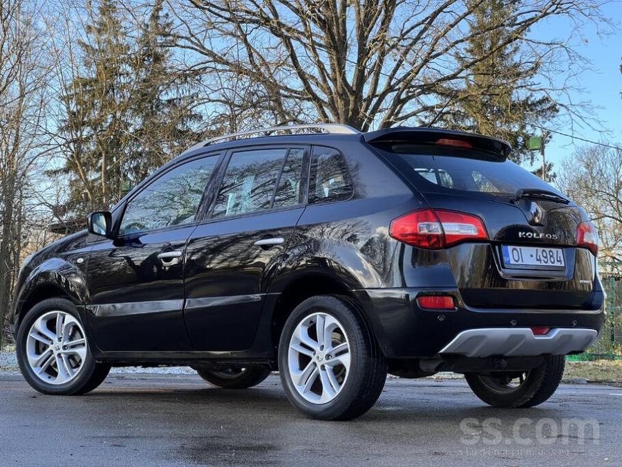 Black Renault Koleos 2010 in Jelgava, with an engine capacity of 2.00 L and mileage of 222 thousand km for 5150 €, photo 4 on AUTOMOTO.COM.LV