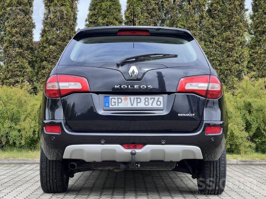 Black Renault Koleos 2011 in Jelgava, with an engine capacity of 2.00 L and mileage of 221 thousand km for 4999 €, photo 7 on AUTOMOTO.COM.LV