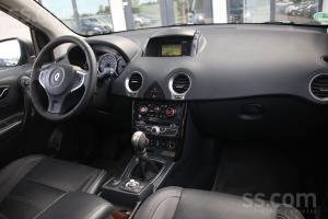 Melns Renault Koleos 2011 Tukums, ar dzinēja tilpumu 2.00 L un nobraukumu 165 tūkst. km par 6390 €, foto 19 vietnē AUTOMOTO.COM.LV