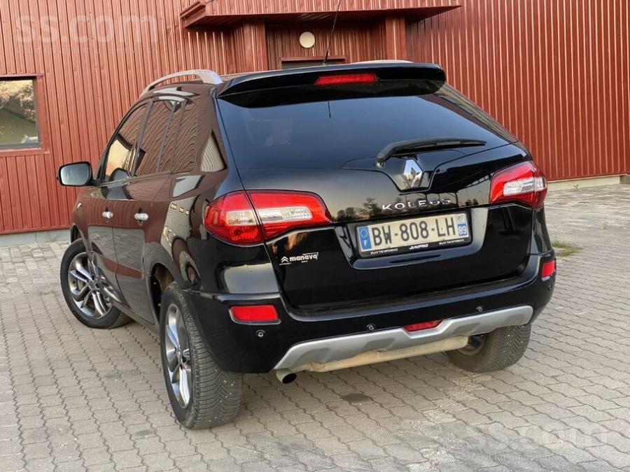 Black Renault Koleos 2012 in Riga, with an engine capacity of 2.00 L and mileage of 226 thousand km for 24500 €, photo 4 on AUTOMOTO.COM.LV