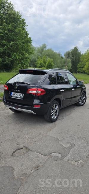 Melns Renault Koleos 2012 Rīga, ar dzinēja tilpumu 2.00 L un nobraukumu 209 tūkst. km par 6000 €, foto 3 vietnē AUTOMOTO.COM.LV