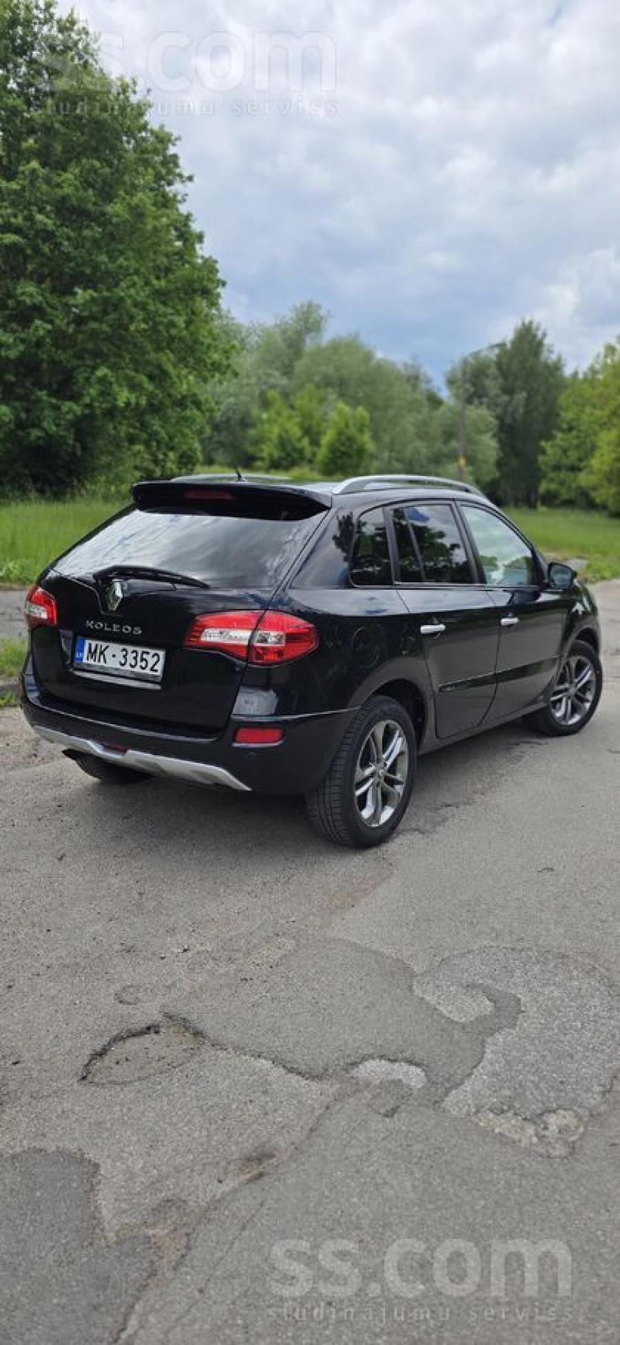 Melns Renault Koleos 2012 Rīga, ar dzinēja tilpumu 2.00 L un nobraukumu 209 tūkst. km par 6000 €, foto 3 vietnē AUTOMOTO.COM.LV