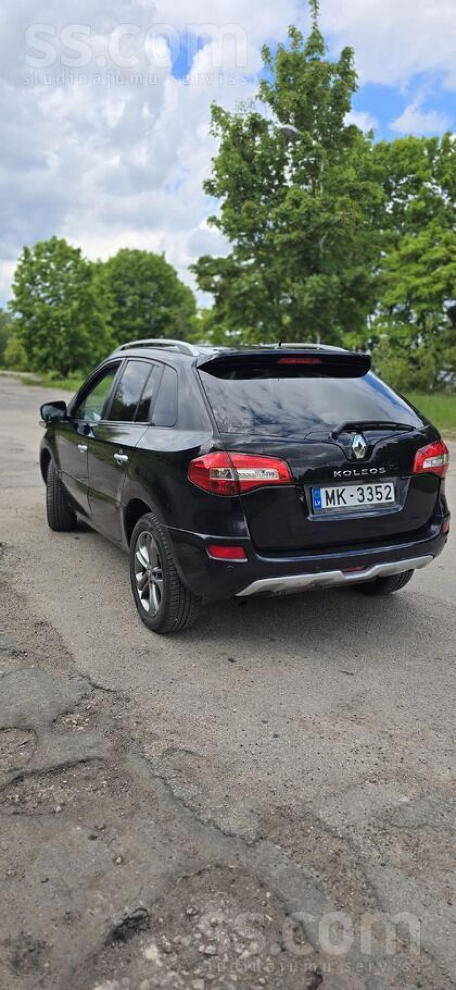 Melns Renault Koleos 2012 Rīga, ar dzinēja tilpumu 2.00 L un nobraukumu 209 tūkst. km par 6000 €, foto 4 vietnē AUTOMOTO.COM.LV