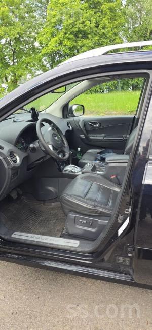 Melns Renault Koleos 2012 Rīga, ar dzinēja tilpumu 2.00 L un nobraukumu 209 tūkst. km par 6000 €, foto 6 vietnē AUTOMOTO.COM.LV