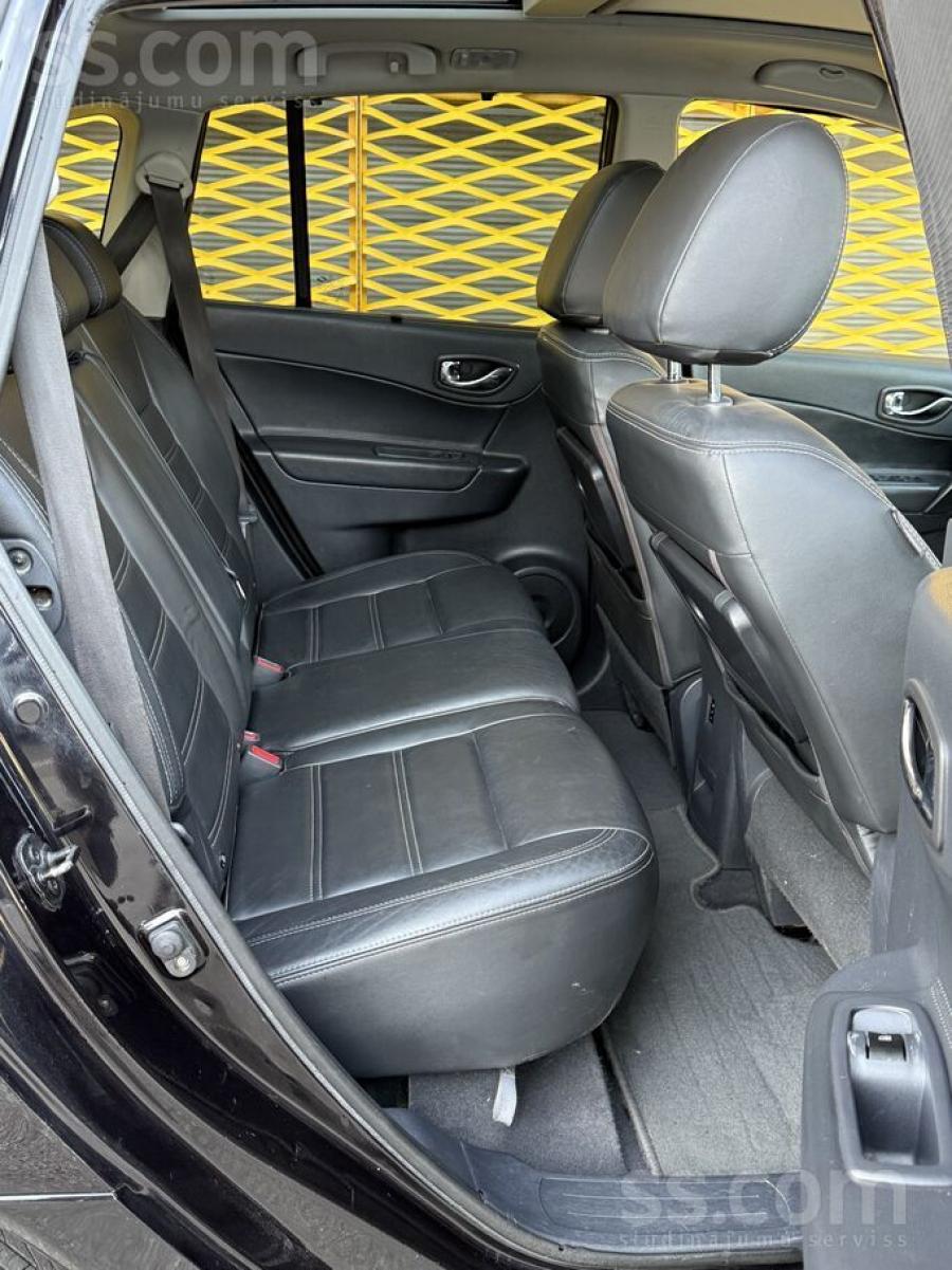 Melns Renault Koleos 2012 Ogre, ar dzinēja tilpumu 2.00 L un nobraukumu 177 tūkst. km par 5799 €, foto 17 vietnē AUTOMOTO.COM.LV