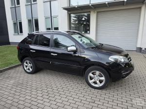 Melns Renault Koleos 2012 Jurbarkas, ar dzinēja tilpumu 2.00 L un nobraukumu 262 tūkst. km par 3900 €, foto 5 vietnē AUTOMOTO.COM.LV