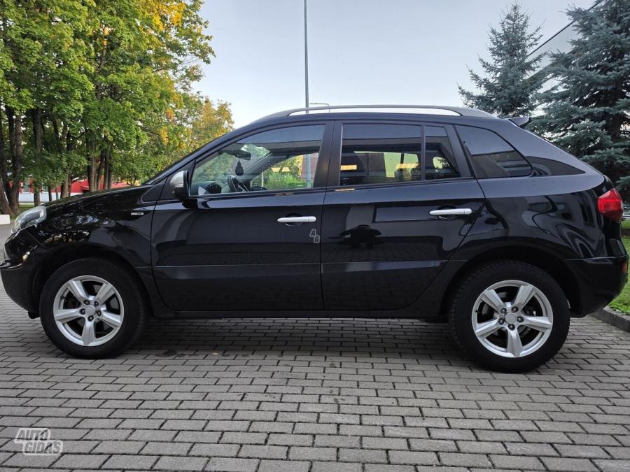 Melns Renault Koleos 2012 Jurbarkas, ar dzinēja tilpumu 2.00 L un nobraukumu 262 tūkst. km par 3900 €, foto 9 vietnē AUTOMOTO.COM.LV