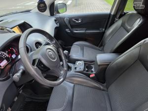 Melns Renault Koleos 2012 Jurbarkas, ar dzinēja tilpumu 2.00 L un nobraukumu 262 tūkst. km par 3900 €, foto 12 vietnē AUTOMOTO.COM.LV