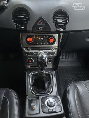 Melns Renault Koleos 2012 Jurbarkas, ar dzinēja tilpumu 2.00 L un nobraukumu 262 tūkst. km par 3900 €, foto 15 vietnē AUTOMOTO.COM.LV