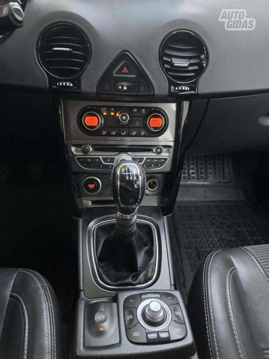 Melns Renault Koleos 2012 Jurbarkas, ar dzinēja tilpumu 2.00 L un nobraukumu 262 tūkst. km par 3900 €, foto 15 vietnē AUTOMOTO.COM.LV