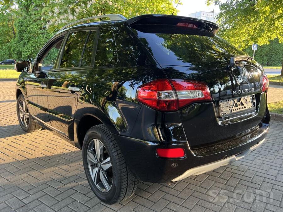Black Renault Koleos 2013 in Riga, with an engine capacity of 2.00 L and mileage of 0 thousand km for 5800 €, photo 5 on AUTOMOTO.COM.LV