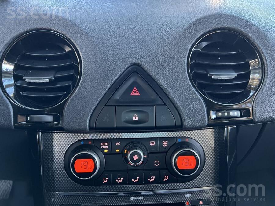 Black Renault Koleos 2013 in Riga, with an engine capacity of 2.00 L and mileage of 0 thousand km for 5800 €, photo 23 on AUTOMOTO.COM.LV