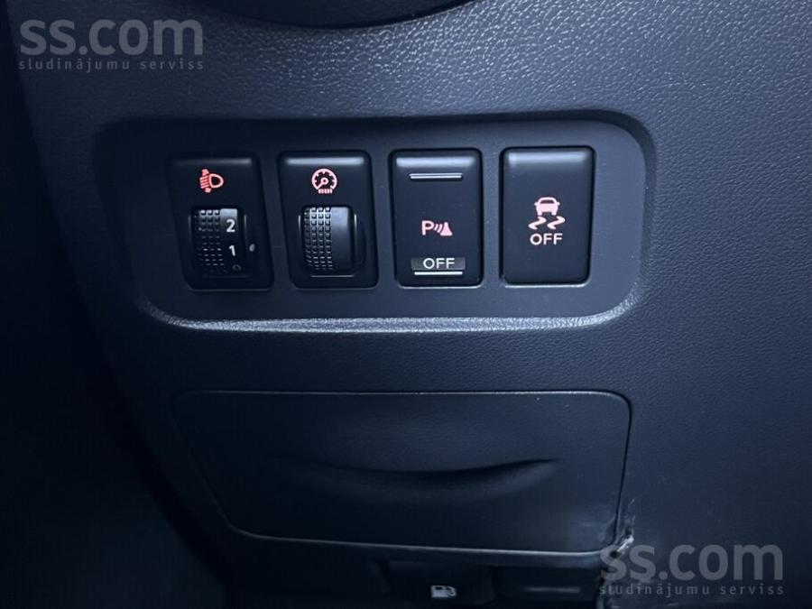 Black Renault Koleos 2013 in Riga, with an engine capacity of 2.00 L and mileage of 0 thousand km for 5800 €, photo 26 on AUTOMOTO.COM.LV