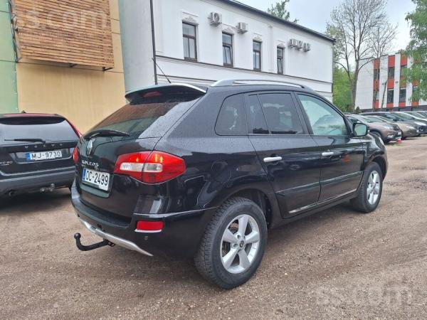 Black Renault Koleos 2014 in Daugavpils, with an engine capacity of 2.00 L and mileage of 0 thousand km for 6400 €, photo 5 on AUTOMOTO.COM.LV