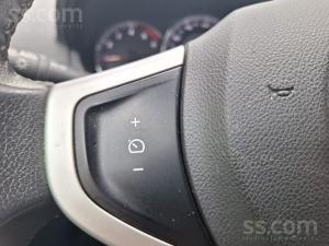 Black Renault Koleos 2014 in Daugavpils, with an engine capacity of 2.00 L and mileage of 0 thousand km for 6400 €, photo 13 on AUTOMOTO.COM.LV