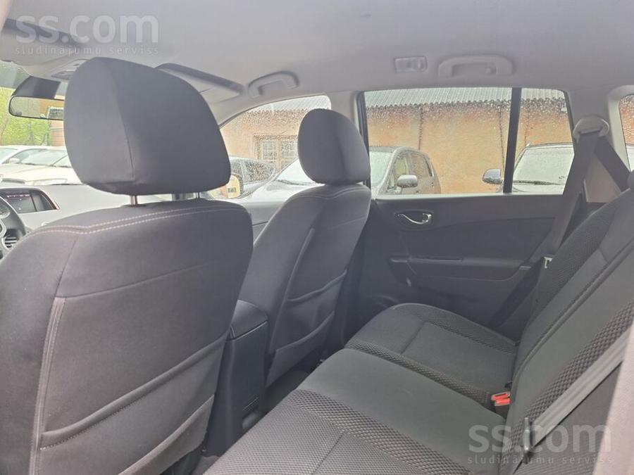 Black Renault Koleos 2014 in Daugavpils, with an engine capacity of 2.00 L and mileage of 0 thousand km for 6400 €, photo 18 on AUTOMOTO.COM.LV
