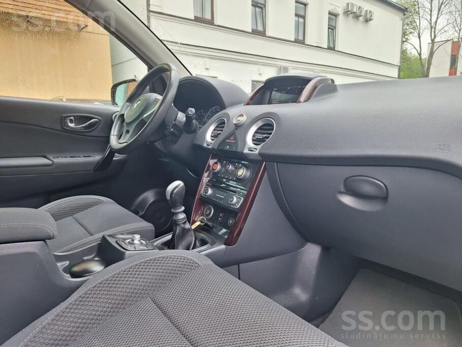 Black Renault Koleos 2014 in Daugavpils, with an engine capacity of 2.00 L and mileage of 0 thousand km for 6400 €, photo 21 on AUTOMOTO.COM.LV