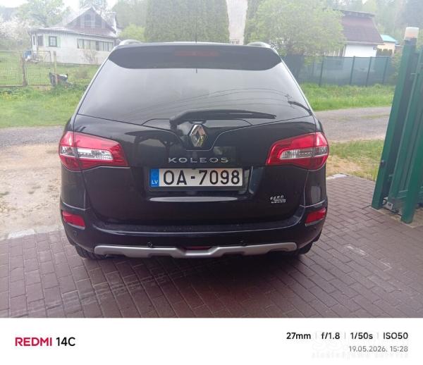 Black Renault Koleos 2014 in Riga, with an engine capacity of 2.00 L and mileage of 249 thousand km for 6200 €, photo 6 on AUTOMOTO.COM.LV
