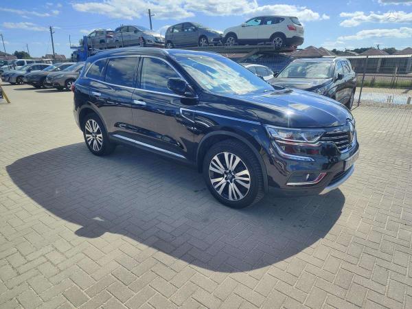 Black Renault Koleos 2017 in Taurage, with an engine capacity of 2.00 L and mileage of 124 thousand km for 14500 €, photo 3 on AUTOMOTO.COM.LV