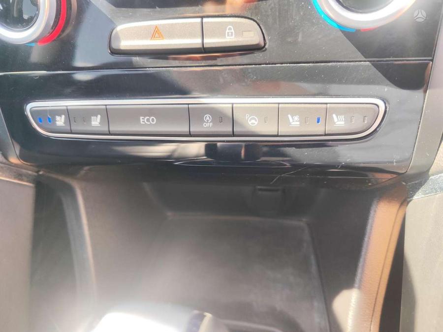Black Renault Koleos 2017 in Taurage, with an engine capacity of 2.00 L and mileage of 124 thousand km for 14500 €, photo 15 on AUTOMOTO.COM.LV