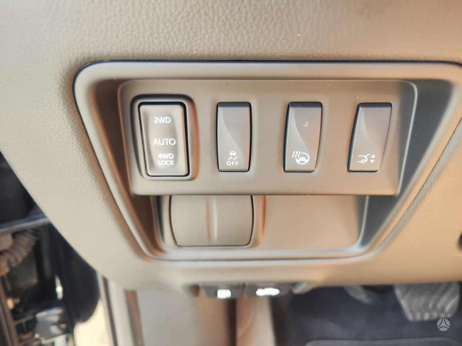 Black Renault Koleos 2017 in Taurage, with an engine capacity of 2.00 L and mileage of 124 thousand km for 14500 €, photo 16 on AUTOMOTO.COM.LV