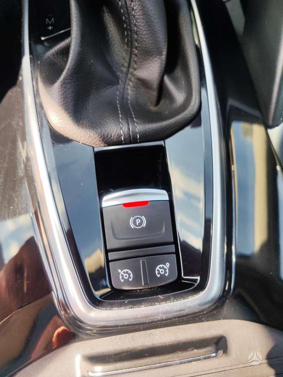 Black Renault Koleos 2017 in Taurage, with an engine capacity of 2.00 L and mileage of 124 thousand km for 14500 €, photo 17 on AUTOMOTO.COM.LV