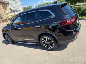 Black Renault Koleos 2018 in Riga, with an engine capacity of 2.00 L and mileage of 152 thousand km for 15900 €, photo 8 on AUTOMOTO.COM.LV