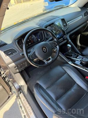 Black Renault Koleos 2018 in Riga, with an engine capacity of 2.00 L and mileage of 152 thousand km for 15900 €, photo 9 on AUTOMOTO.COM.LV