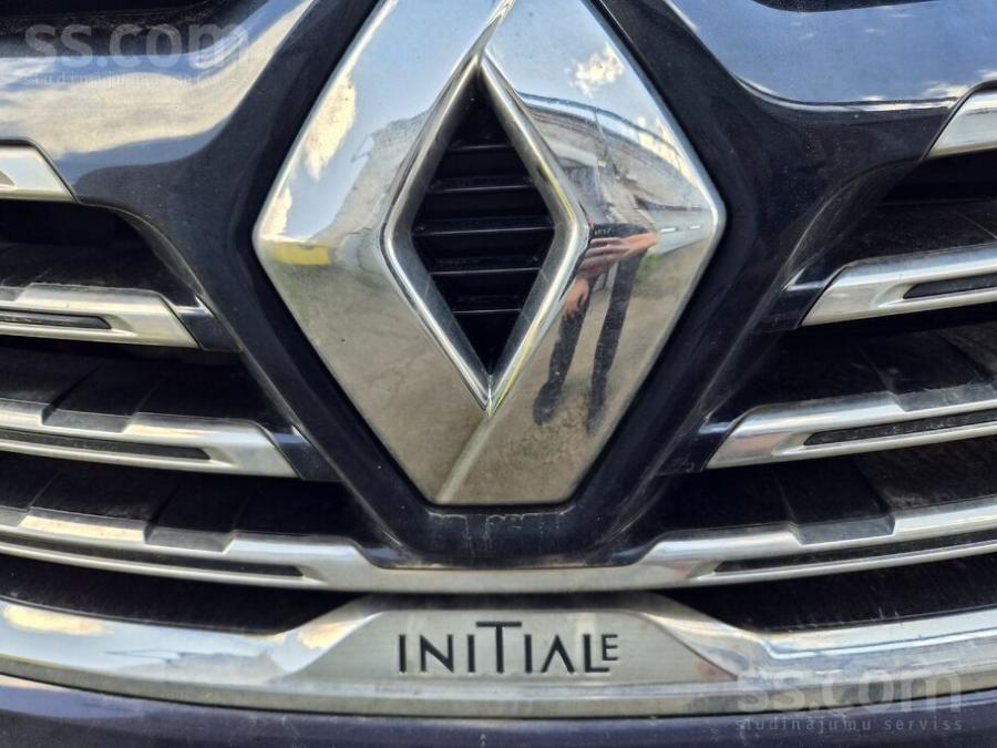 Black Renault Koleos 2018 in Riga, with an engine capacity of 2.00 L and mileage of 105 thousand km for 13600 €, photo 12 on AUTOMOTO.COM.LV