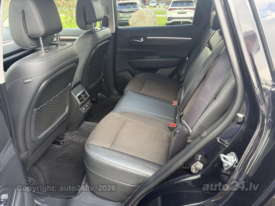 Black Renault Koleos 2019 in Tallinn, with an engine capacity of 2.00 L and mileage of 205 thousand km for 13790 €, photo 9 on AUTOMOTO.COM.LV