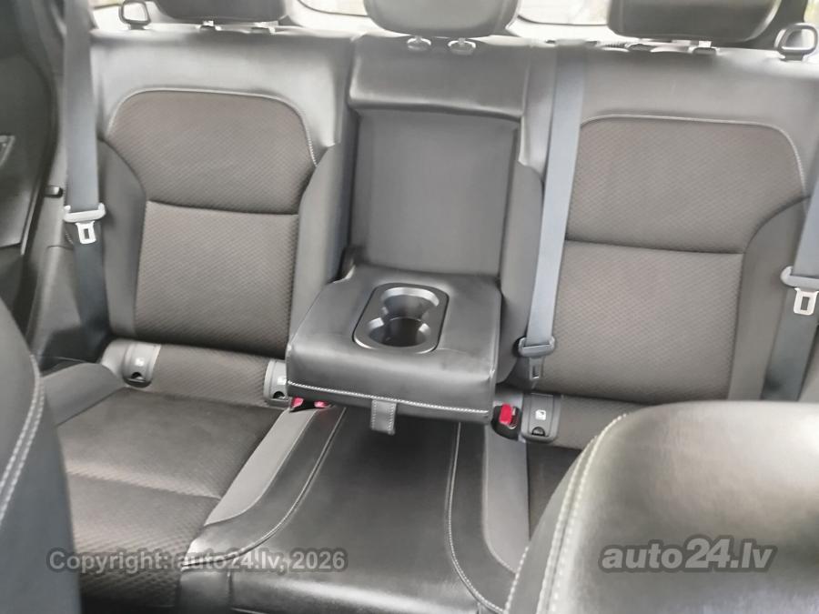 Melns Renault Koleos 2019 Tallina, ar dzinēja tilpumu 2.00 L un nobraukumu 122 tūkst. km par 16000 €, foto 8 vietnē AUTOMOTO.COM.LV