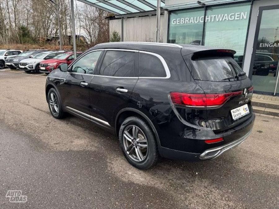 Black Renault Koleos 2021 in Kaunas, with an engine capacity of 1.30 L and mileage of 51 thousand km for 26925 €, photo 4 on AUTOMOTO.COM.LV