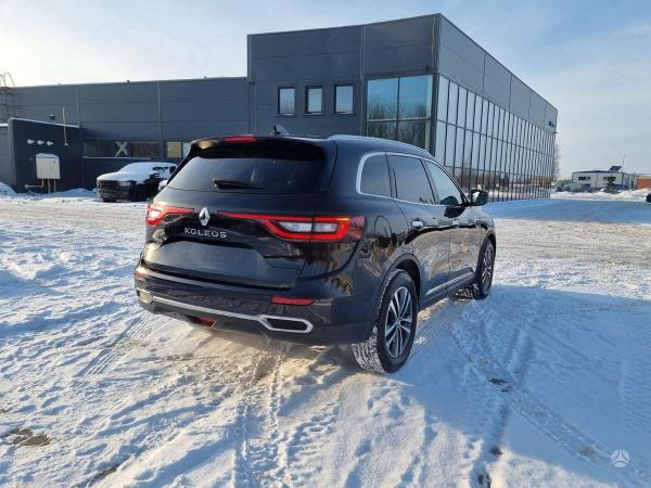 Black Renault Koleos 2018 in Siauliai, with an engine capacity of 1.60 L and mileage of 184 thousand km for 12650 €, photo 4 on AUTOMOTO.COM.LV
