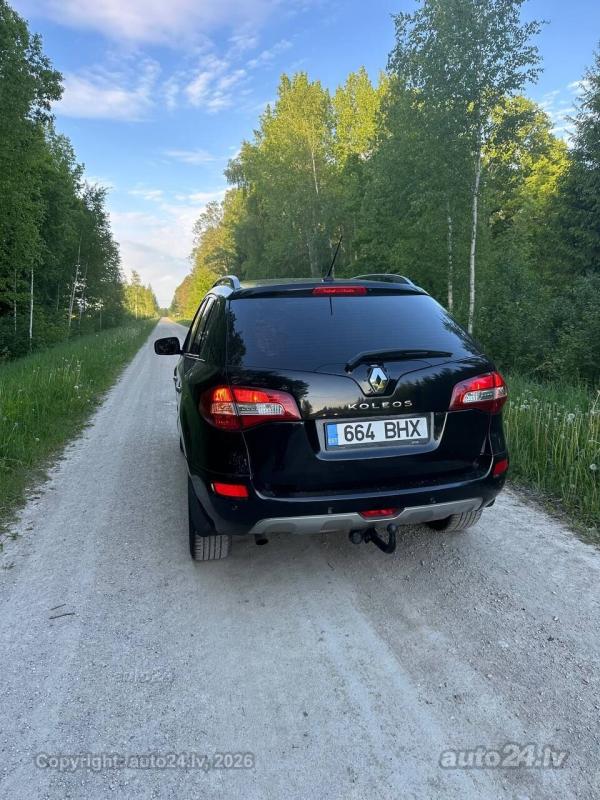Black Renault Koleos 2008 in Maardu, with an engine capacity of 2.00 L and mileage of 165 thousand km for 2999 €, photo 4 on AUTOMOTO.COM.LV