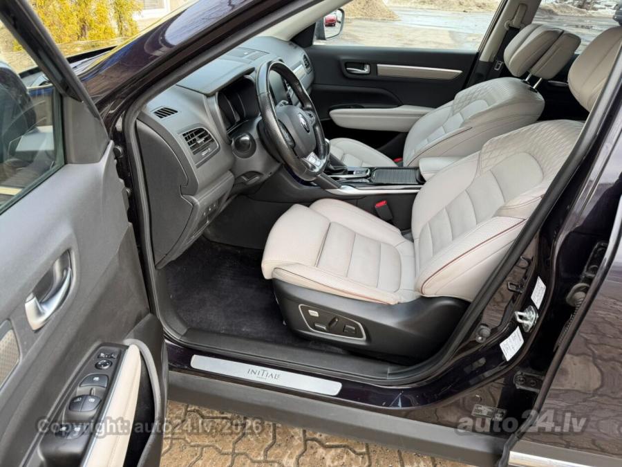 Black Renault Koleos 2020 in Tallinn, with an engine capacity of 2.00 L and mileage of 153 thousand km for 16990 €, photo 4 on AUTOMOTO.COM.LV