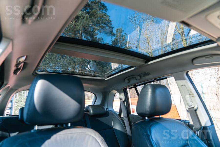 Renault Koleos 2008 in Riga, with an engine capacity of 2.50 L and mileage of 282 thousand km for 3600 €, photo 17 on AUTOMOTO.COM.LV