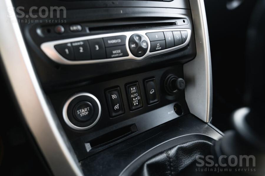 Renault Koleos 2008 in Riga, with an engine capacity of 2.50 L and mileage of 282 thousand km for 3600 €, photo 18 on AUTOMOTO.COM.LV