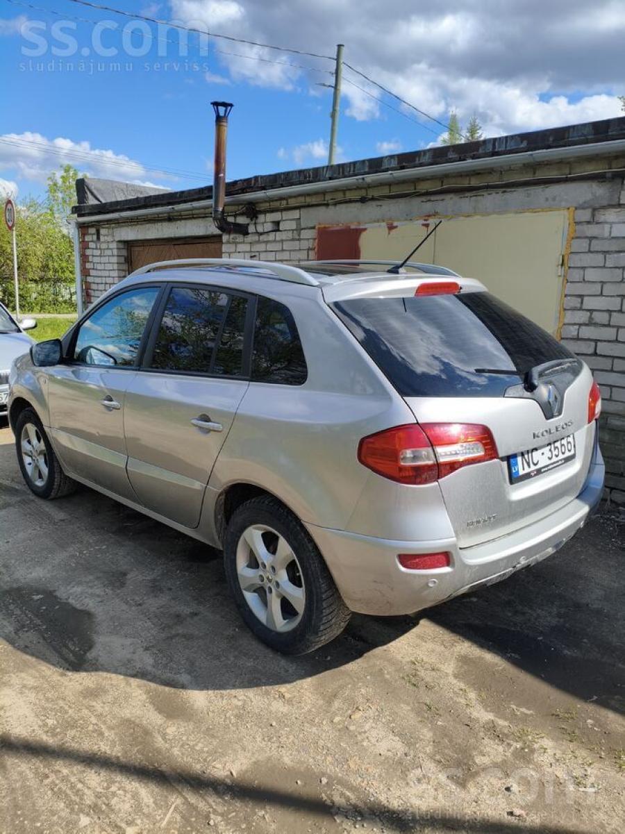 Renault Koleos 2008 Ogre, ar dzinēja tilpumu 2.00 L un nobraukumu 275 tūkst. km par 2500 €, foto 4 vietnē AUTOMOTO.COM.LV