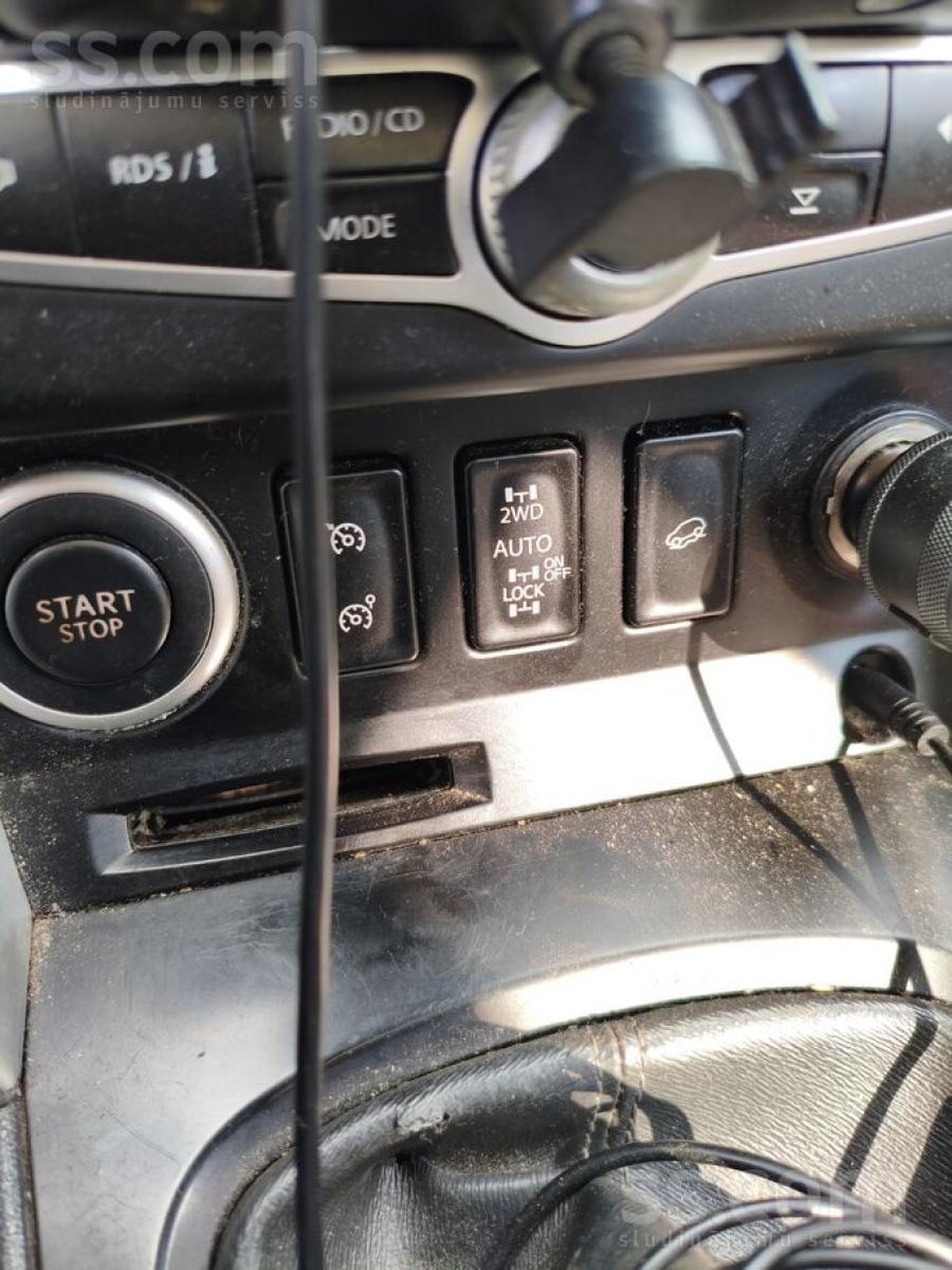 Renault Koleos 2008 Ogre, ar dzinēja tilpumu 2.00 L un nobraukumu 275 tūkst. km par 2500 €, foto 15 vietnē AUTOMOTO.COM.LV