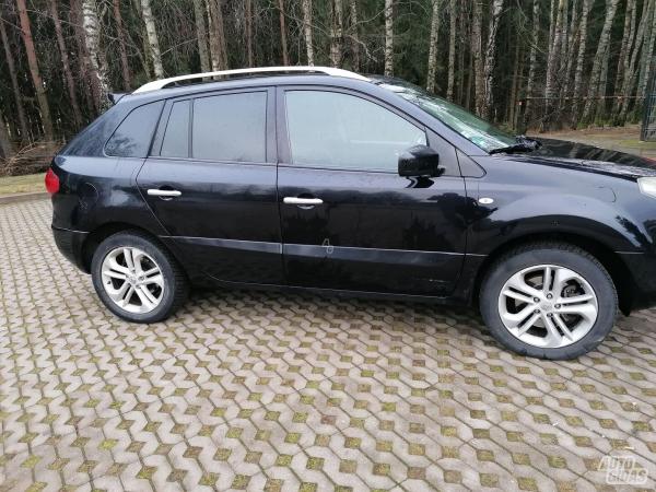 Renault Koleos 2011 in Utena, with an engine capacity of 2.00 L and mileage of 167 thousand km for 3150 €, photo 4 on AUTOMOTO.COM.LV