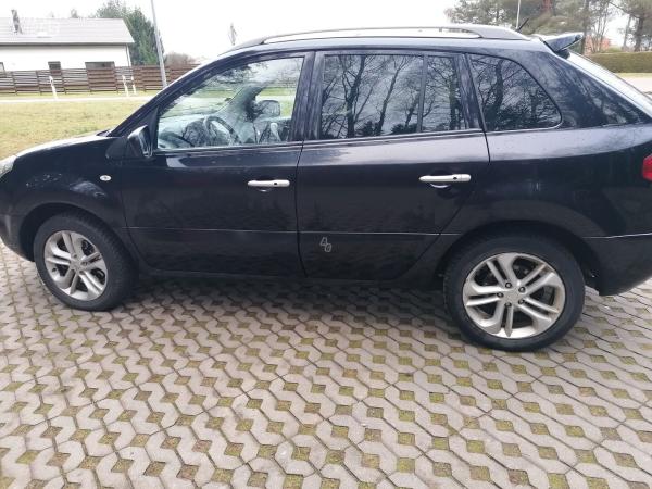 Renault Koleos 2011 in Utena, with an engine capacity of 2.00 L and mileage of 167 thousand km for 3150 €, photo 9 on AUTOMOTO.COM.LV