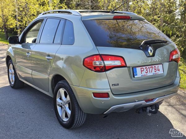 Green Renault Koleos 2008 in Ariogala, with an engine capacity of 2.50 L and mileage of 177 thousand km for 4350 €, photo 2 on AUTOMOTO.COM.LV