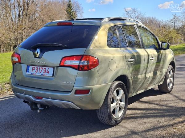 Green Renault Koleos 2008 in Ariogala, with an engine capacity of 2.50 L and mileage of 177 thousand km for 4350 €, photo 5 on AUTOMOTO.COM.LV