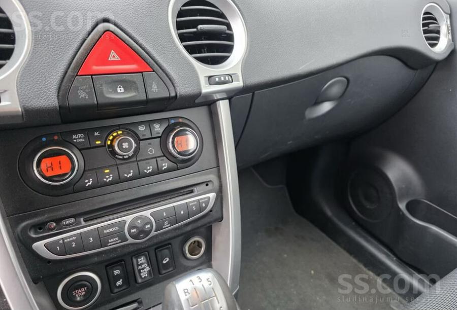 Zaļš Renault Koleos 2010 Ogre, ar dzinēja tilpumu 2.00 L un nobraukumu 190 tūkst. km par 4895 €, foto 13 vietnē AUTOMOTO.COM.LV