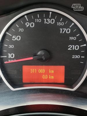 Grey Renault Koleos 2008 in Kaunas, with an engine capacity of 2.00 L and mileage of 311 thousand km for 1350 €, photo 9 on AUTOMOTO.COM.LV