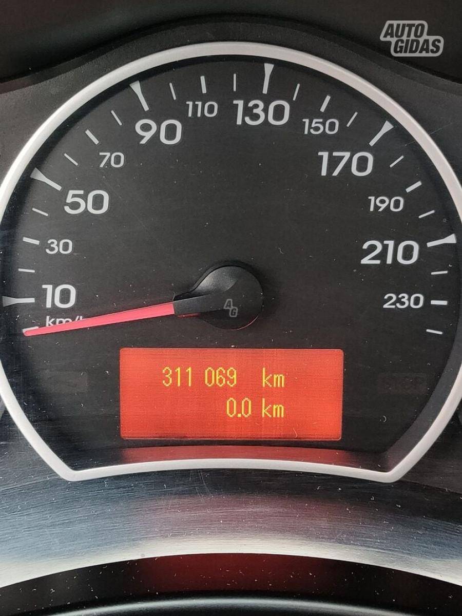 Grey Renault Koleos 2008 in Kaunas, with an engine capacity of 2.00 L and mileage of 311 thousand km for 1350 €, photo 9 on AUTOMOTO.COM.LV