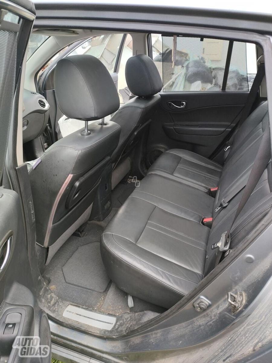 Grey Renault Koleos 2008 in Kaunas, with an engine capacity of 2.00 L and mileage of 311 thousand km for 1350 €, photo 15 on AUTOMOTO.COM.LV
