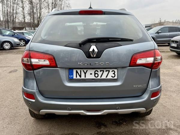 Pelēks Renault Koleos 2008 Rīga, ar dzinēja tilpumu 2.00 L un nobraukumu 0 tūkst. km par 4350 €, foto 4 vietnē AUTOMOTO.COM.LV