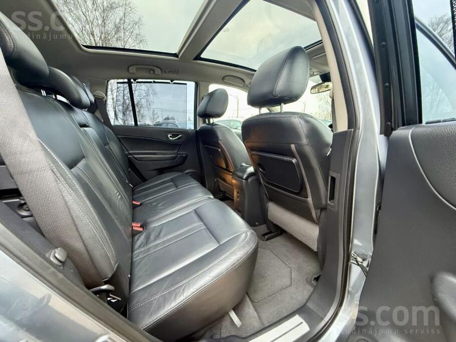 Grey Renault Koleos 2008 in Riga, with an engine capacity of 2.00 L and mileage of 0 thousand km for 4350 €, photo 21 on AUTOMOTO.COM.LV