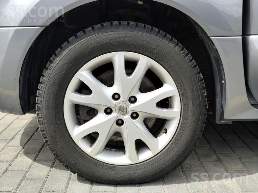 Grey Renault Koleos 2008 in Riga, with an engine capacity of 2.00 L and mileage of 0 thousand km for 4500 €, photo 32 on AUTOMOTO.COM.LV